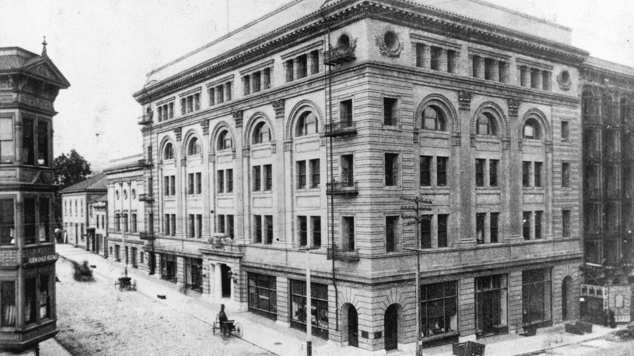 About GGU | Golden Gate University